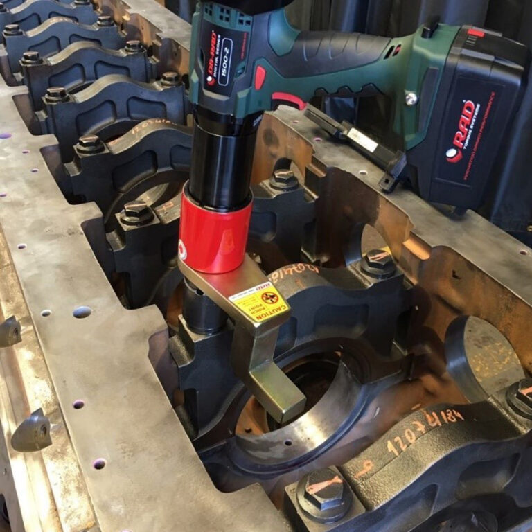 Marine diesel: torque wrenches essential for construction & overhaul
