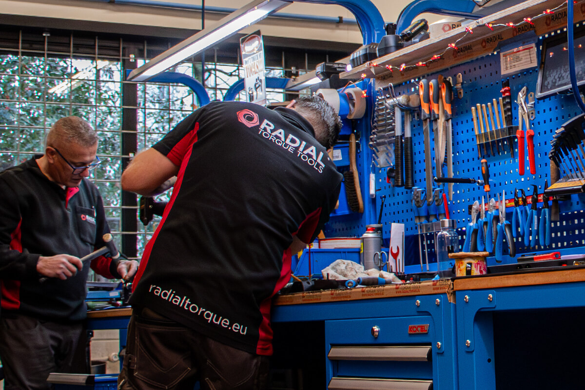 Technical Service - Radial Torque Tools B.V.